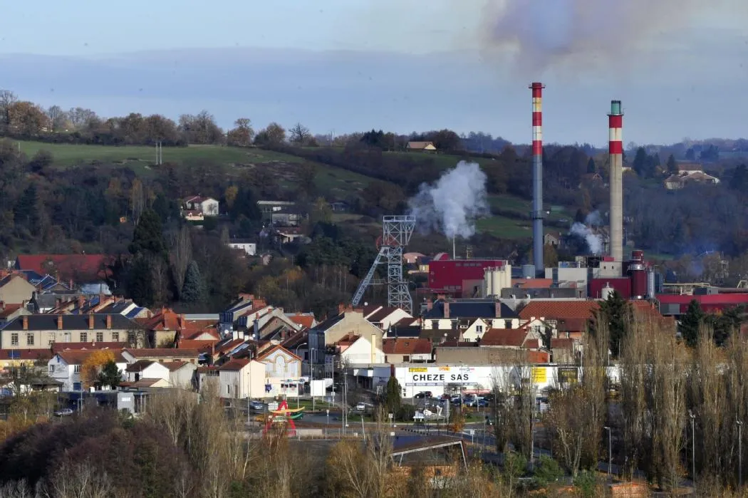 La qualité de l'air autour de l'usine Rockwool, à Saint-Eloy-les-Mines ...