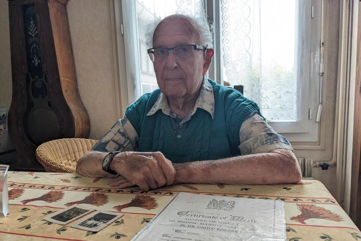 "Jamais je n'aurais pensé recevoir ça" : à 103 ans, Robert Turpin ...