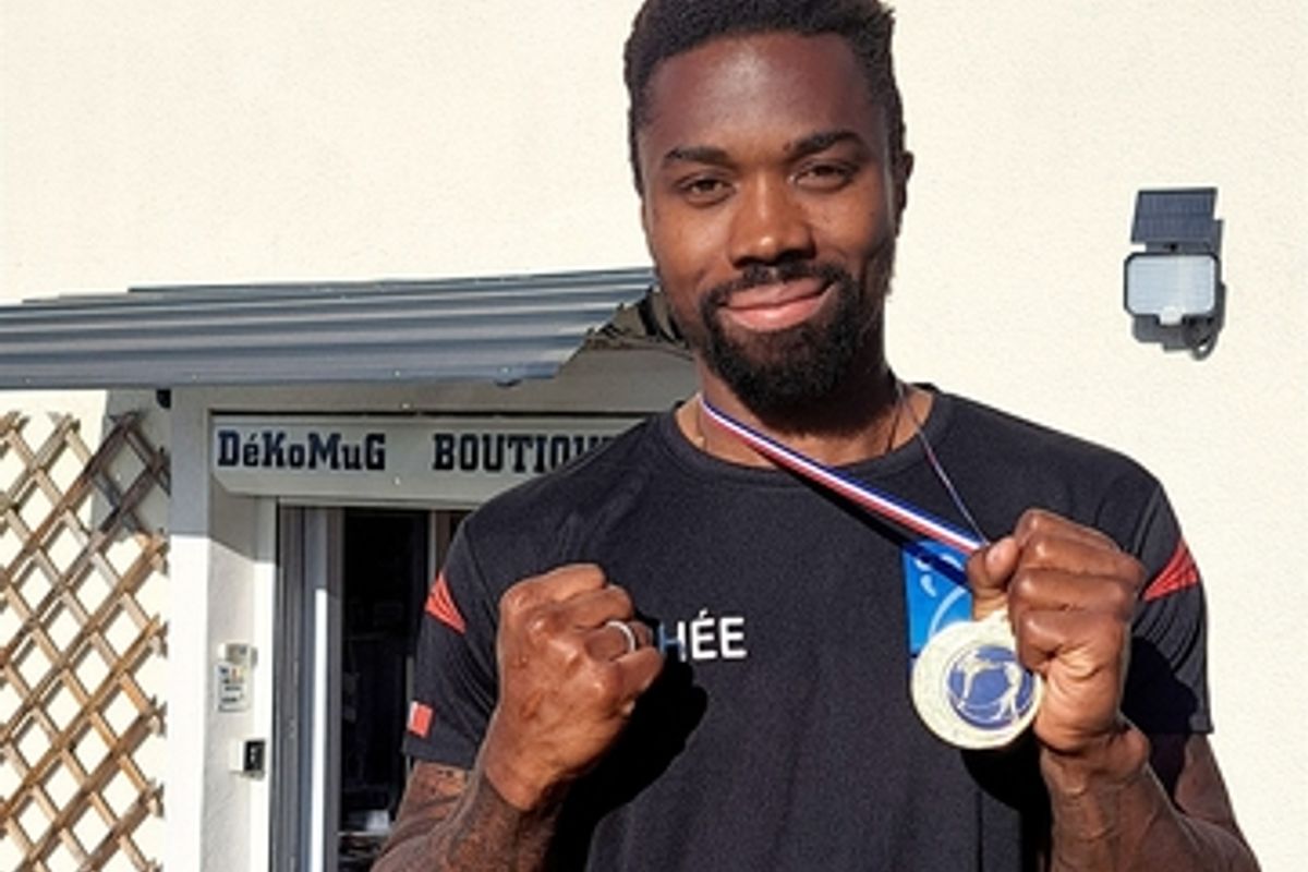 Un champion de boxe française à la brigade - La Montagne