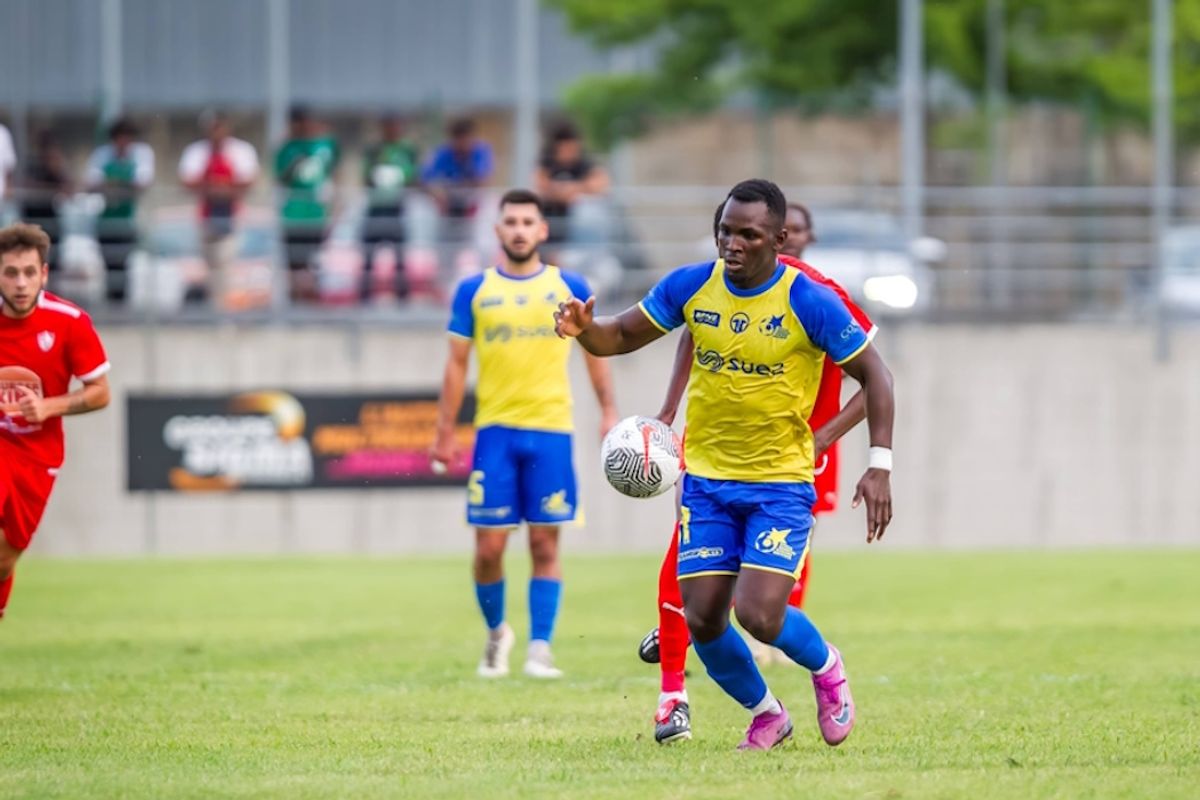 Football : en déplacement à Nueillaubiers, l'ESA Brive est en quête d ...
