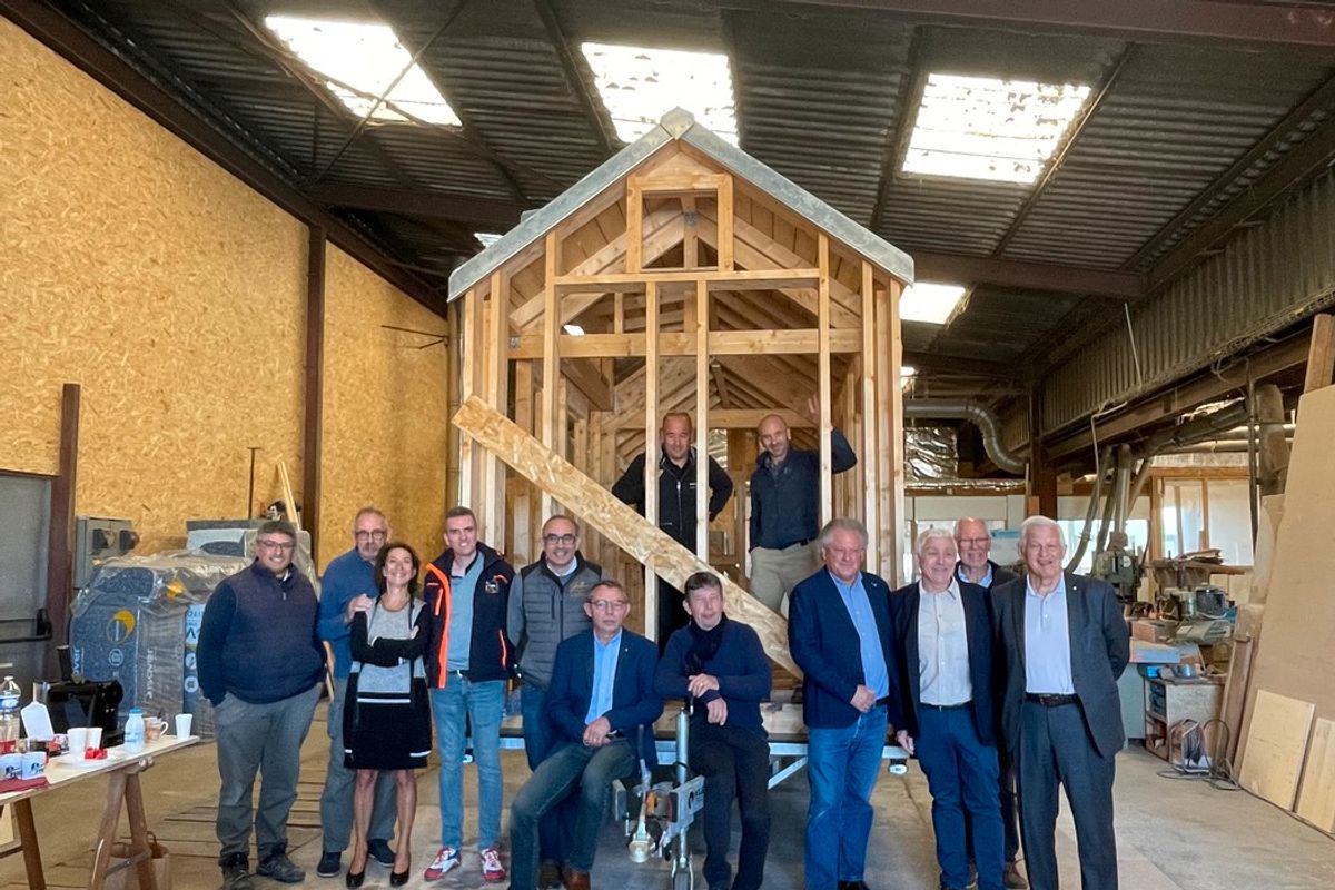 Pour ses 130 ans, la Fédération française du bâtiment construit et ...