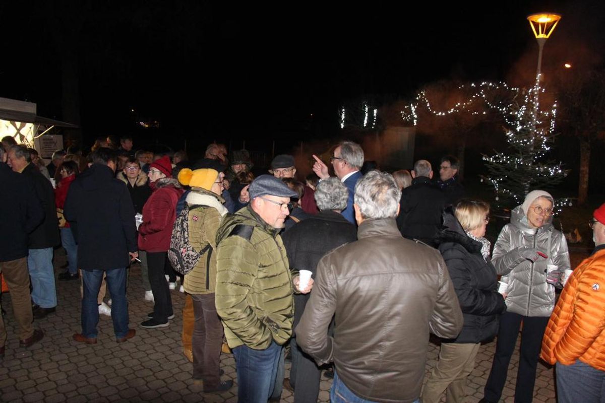 Le traditionnel vin chaud offert - Le Journal du Centre