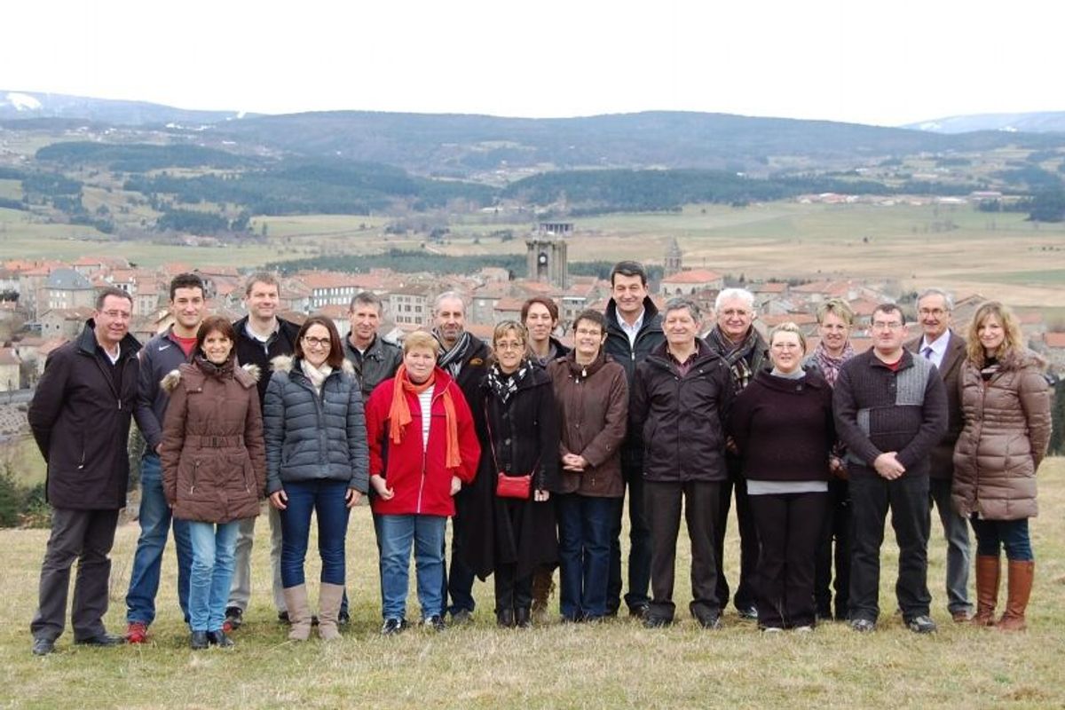 Le candidat Michel Brun présente sa liste - La Montagne