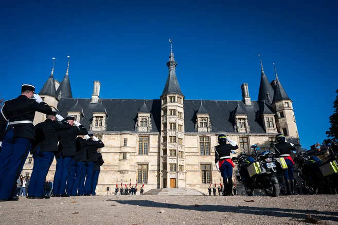 Le colonel de gendarmerie Ludovic Serrier prend le commandement de la ...