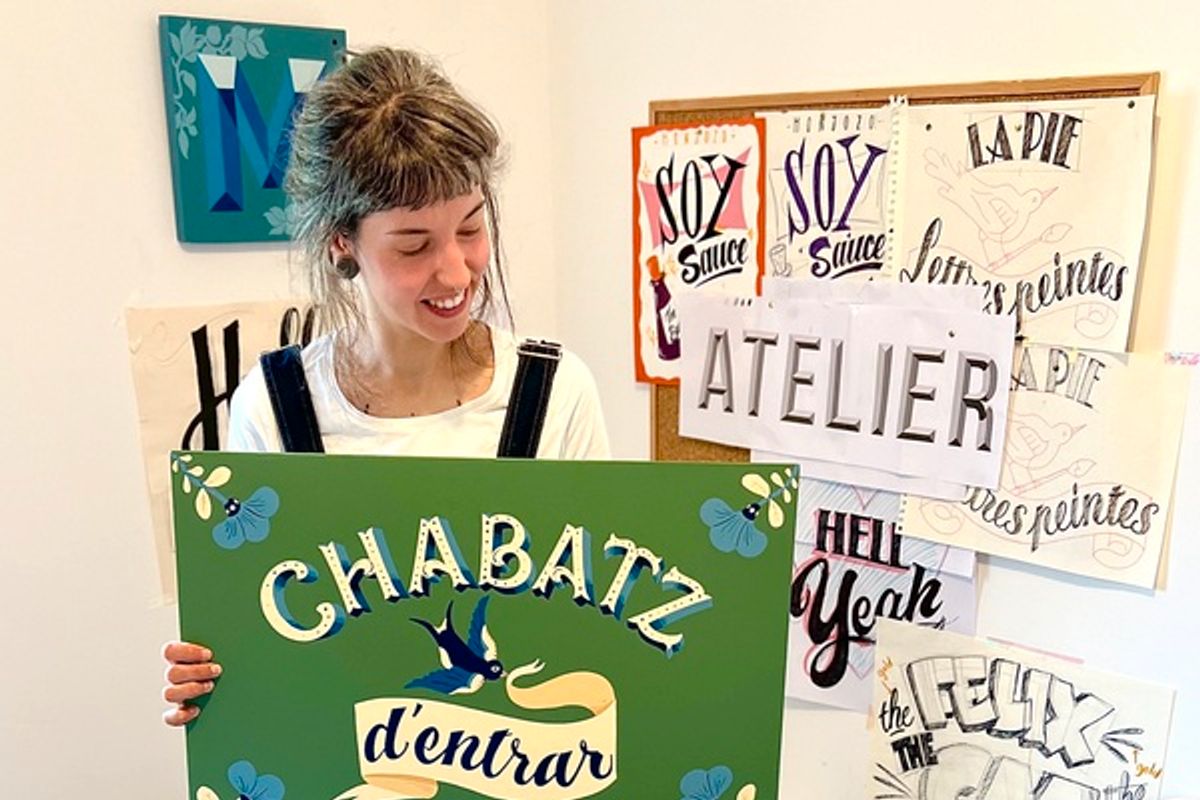 Rencontre avec Laura Carton, peintre en lettres à Bersac-sur-Rivalier ...
