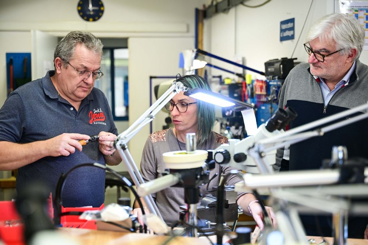 Dans l'Allier, Integra MicroFrance recrute une quinzaine de personnes ...