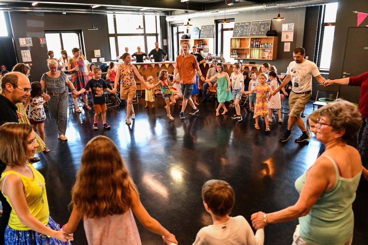 Avec BalÔmômes, les enfants aussi ont droit à leur bal traditionnel à ...