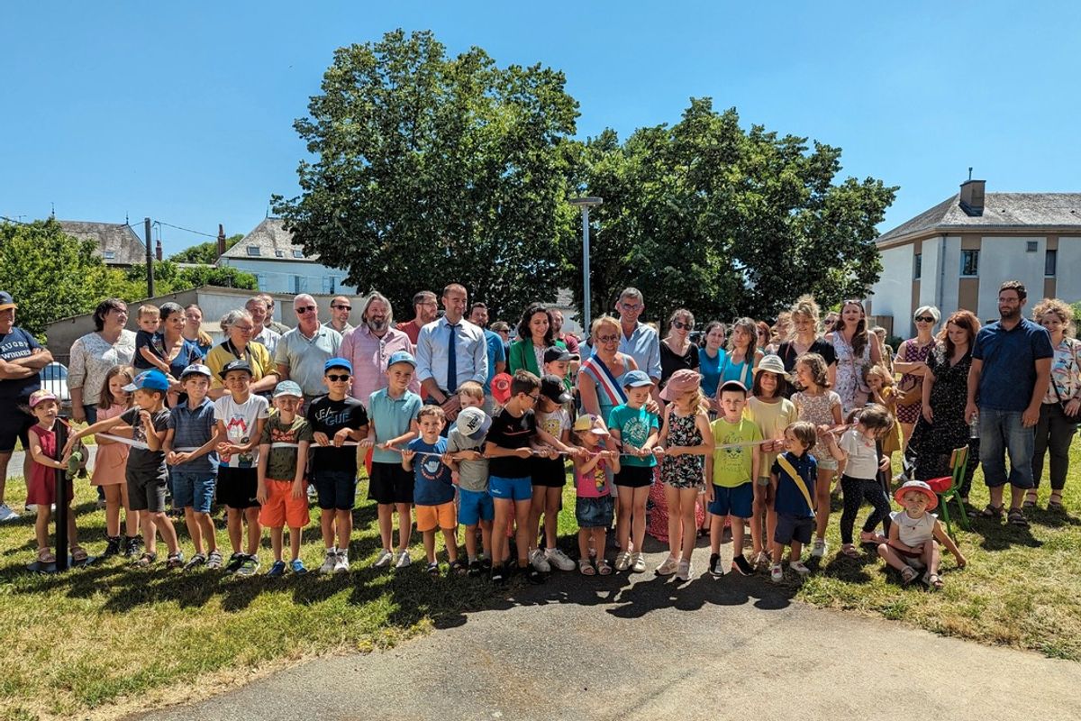 LUZY. L’école maternelle entièrement rénovée - Le Journal du Centre