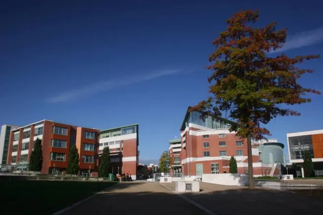 L’université Versailles-Saint-Quentin a 25 ans - L’Écho Républicain