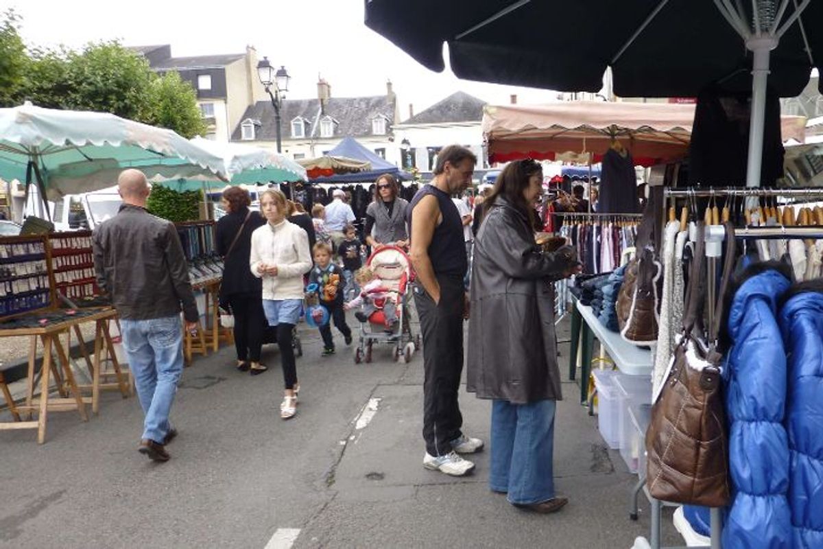 La brocante de Sam City a attiré trente exposants - Le Berry Républicain