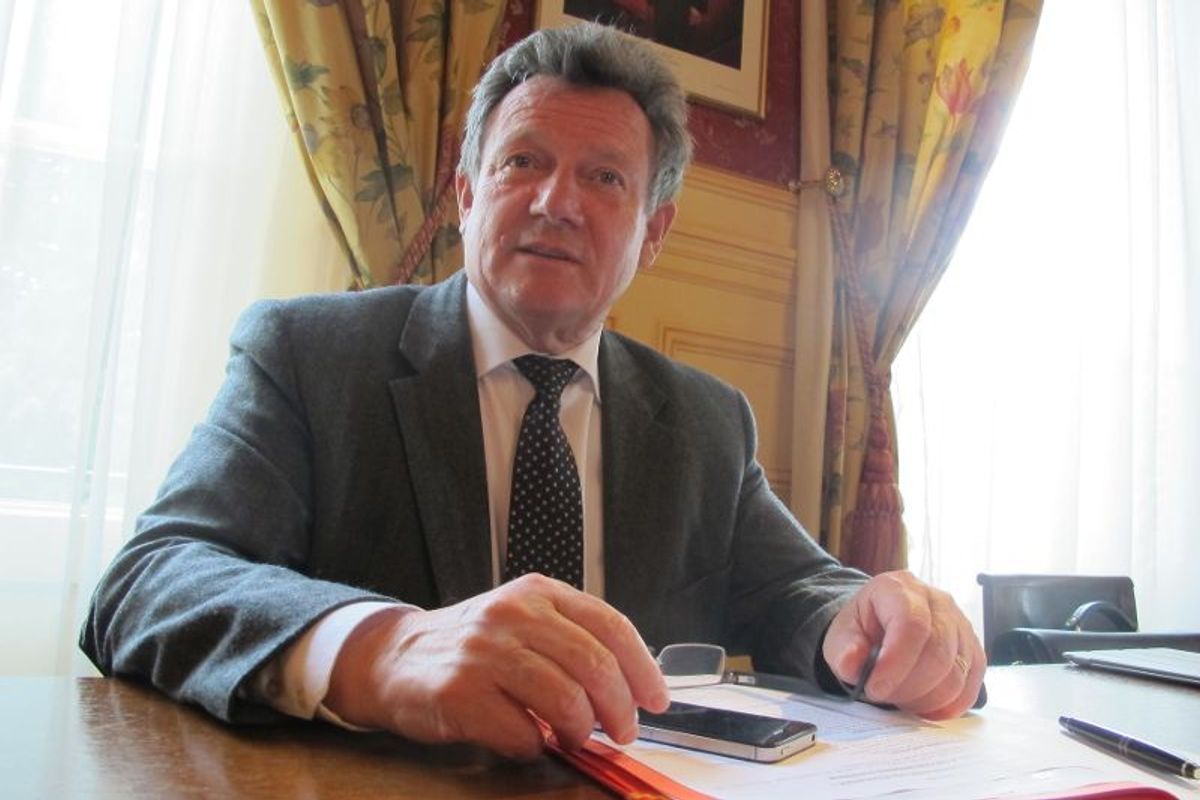 Gérard Hamel, maire de Dreux, désavoue son adjoint du quartier des ...