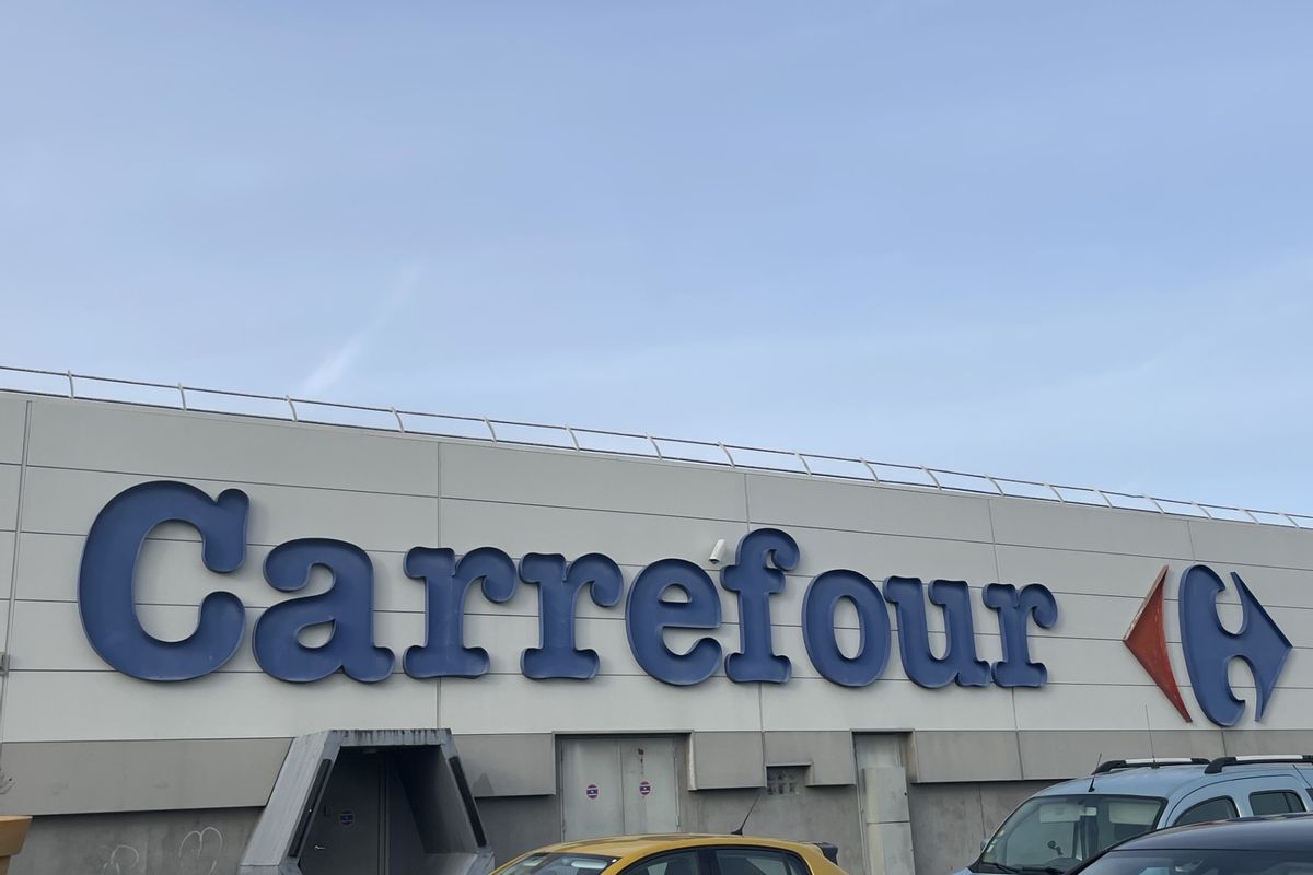 Un septuagénaire dissimulait des jeux vidéos dans un sac au centre ...