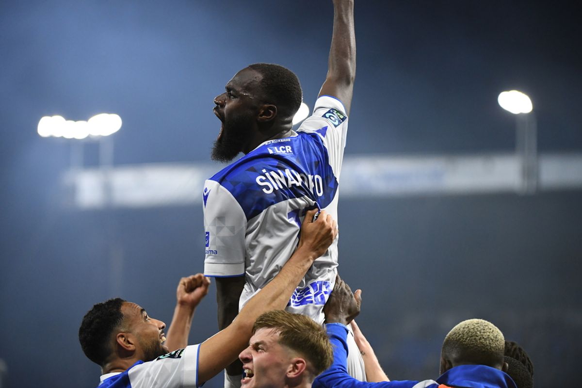 Ambiance de derby, joie des buteurs, communion avec le public... : les ...