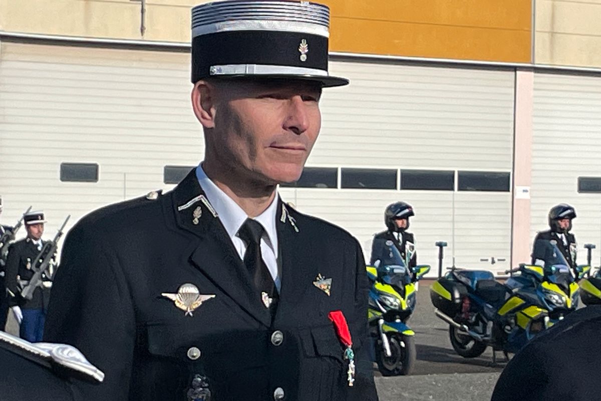 Le colonel Gabriel Lothe, commandant en second le groupement de ...