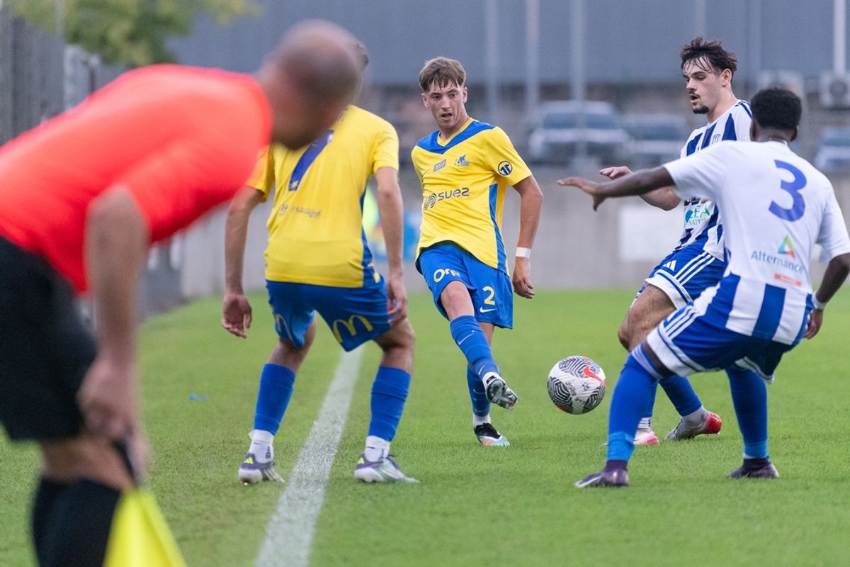 Football (Régional 1) : l'ESA Brive a retrouvé des couleurs - La Montagne