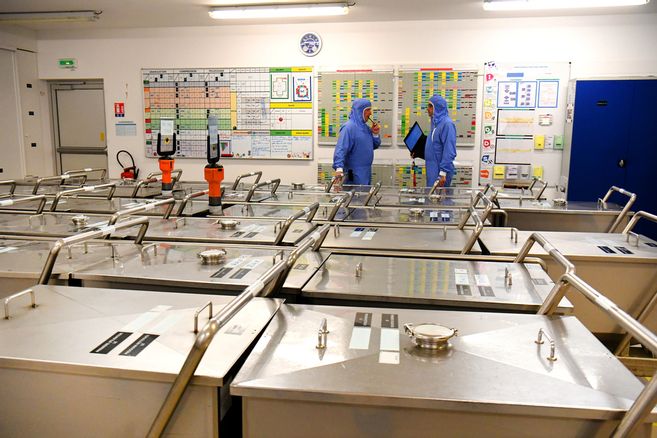 Le laboratoire pharmaceutique Merck, à Semoy, comme vous ne l'avez ...