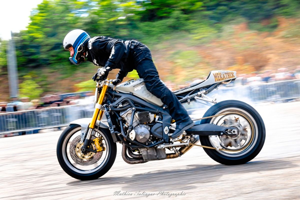 Matt Mekatrix, cascadeur professionnel, se produit ce dimanche à la ...