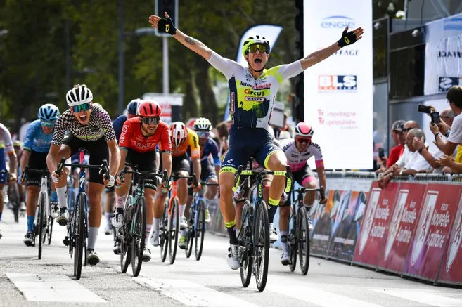 Cyclisme : quand Hugo Page décrocha sa première victoire chez les pros ...