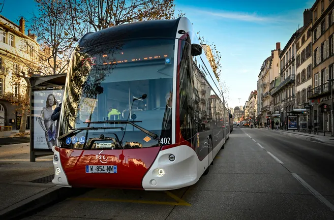 Dimensions, équipements... Tout ce qu'il faut savoir sur le tram-bus ...
