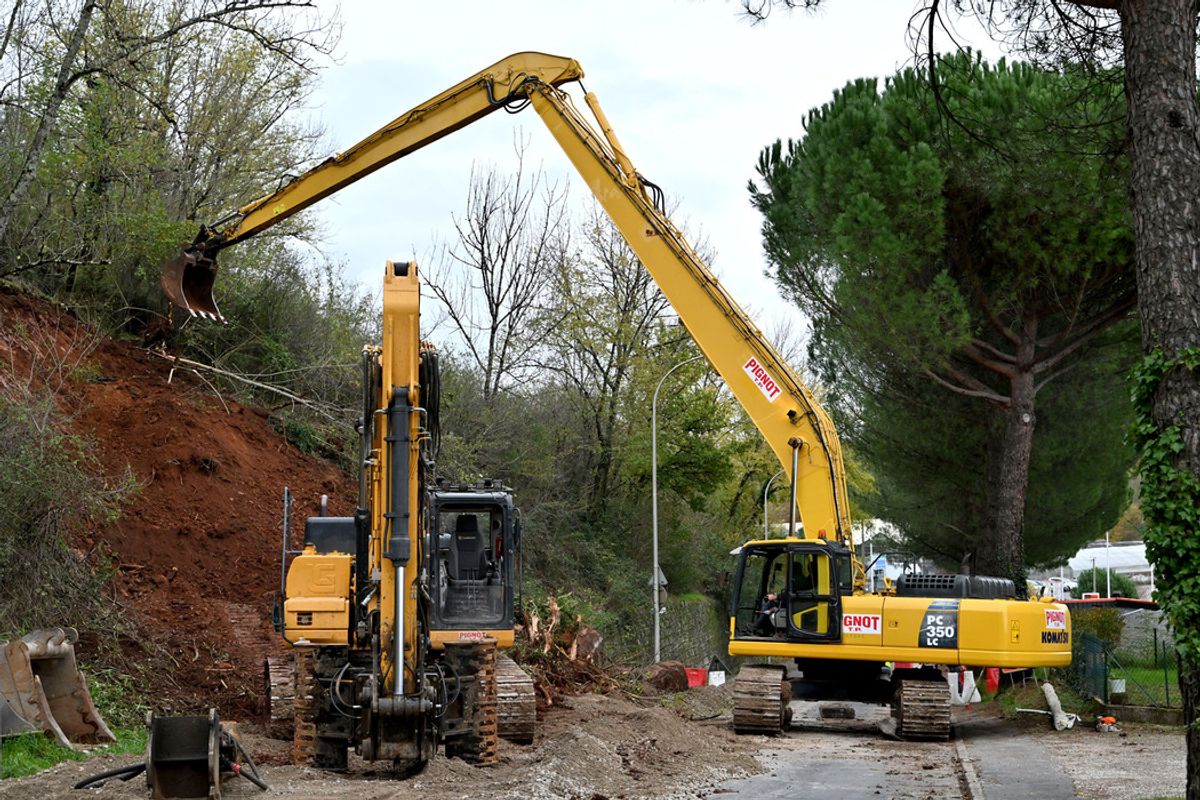 Après un éboulement sur le boulevard menant au quartier de Rivet, à ...