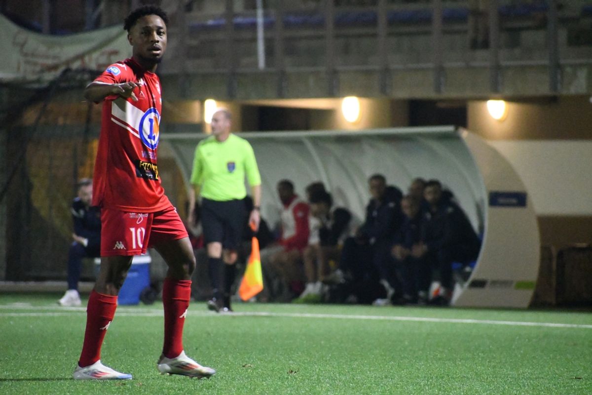 Longtemps devant au score, le Vierzon FC concède le nul chez la réserve ...