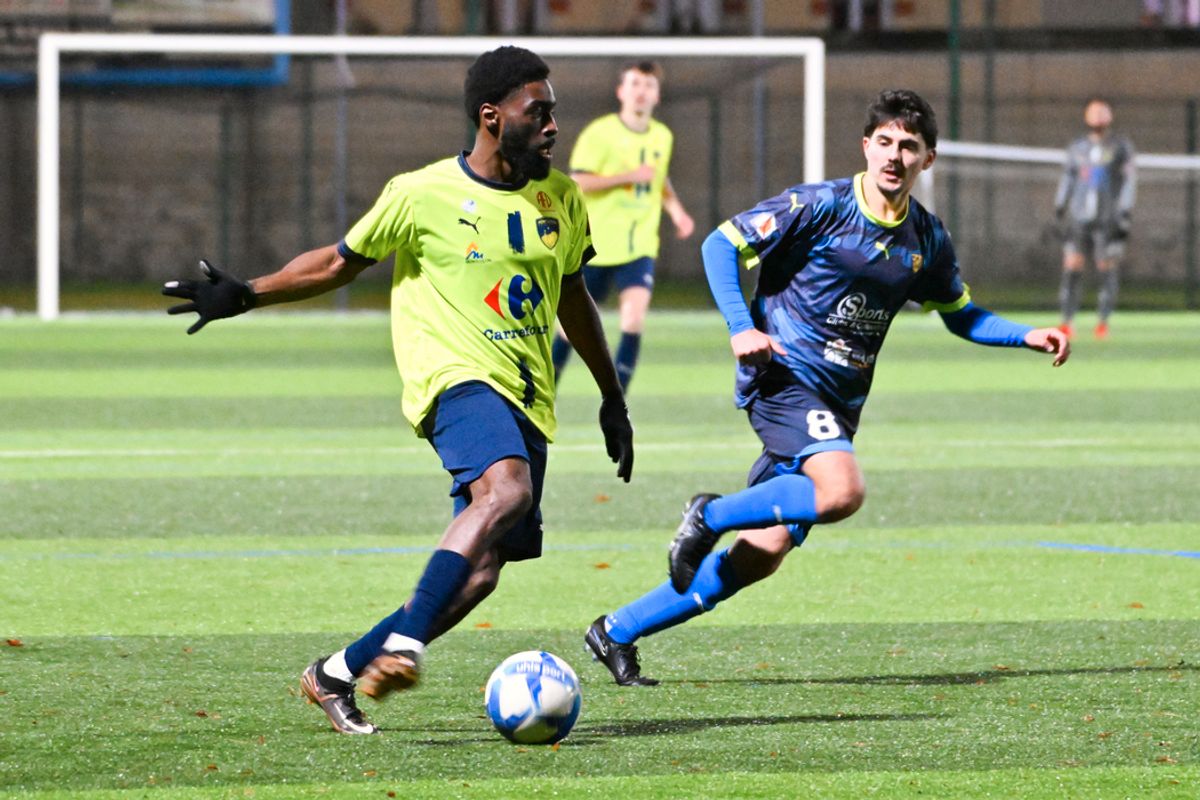 Football (Régional 1) : ne pas faire de cadeaux avant Noël pour ...