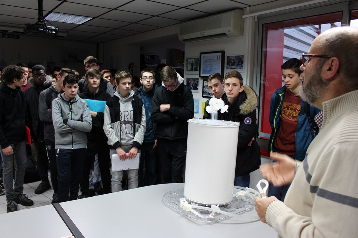 Top Clean Packaging investit dans la formation - La Montagne