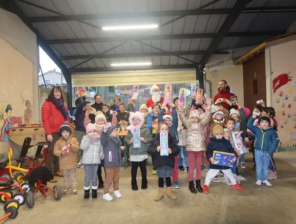 Belle effervescence au goûter avec le Père Noël - L’Éveil de la Haute-Loire