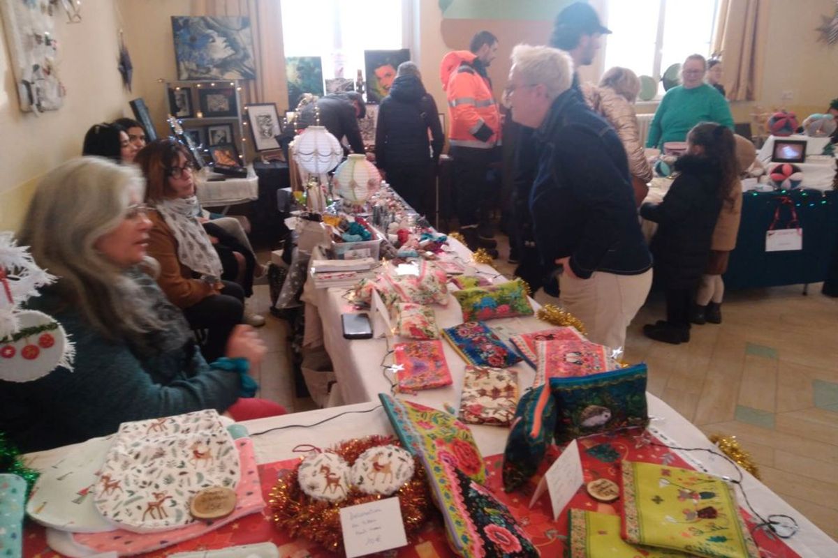 POUPRY. Le marché de Noël anime le village - L’Écho Républicain