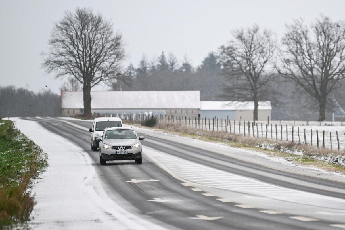 "Trous à froid", neige en plaine, retour du gel : les températures vont dégringoler en cette fin ...