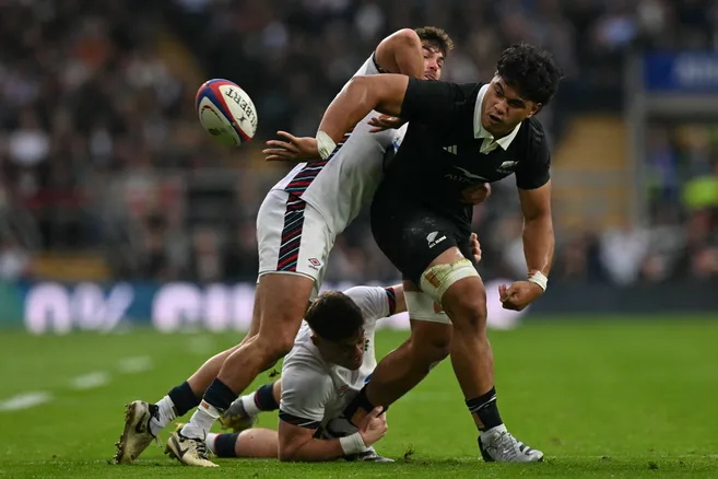 Rugby : Wallace Sititi le nouveau phénomène All Black, attention danger ...