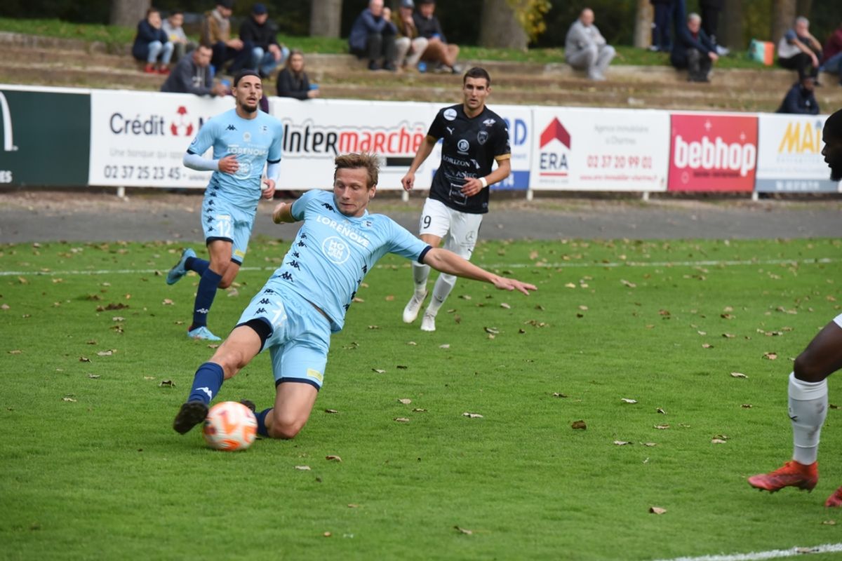 Le match entre le C'Chartres Foot et le FC Rouen, initialement ...