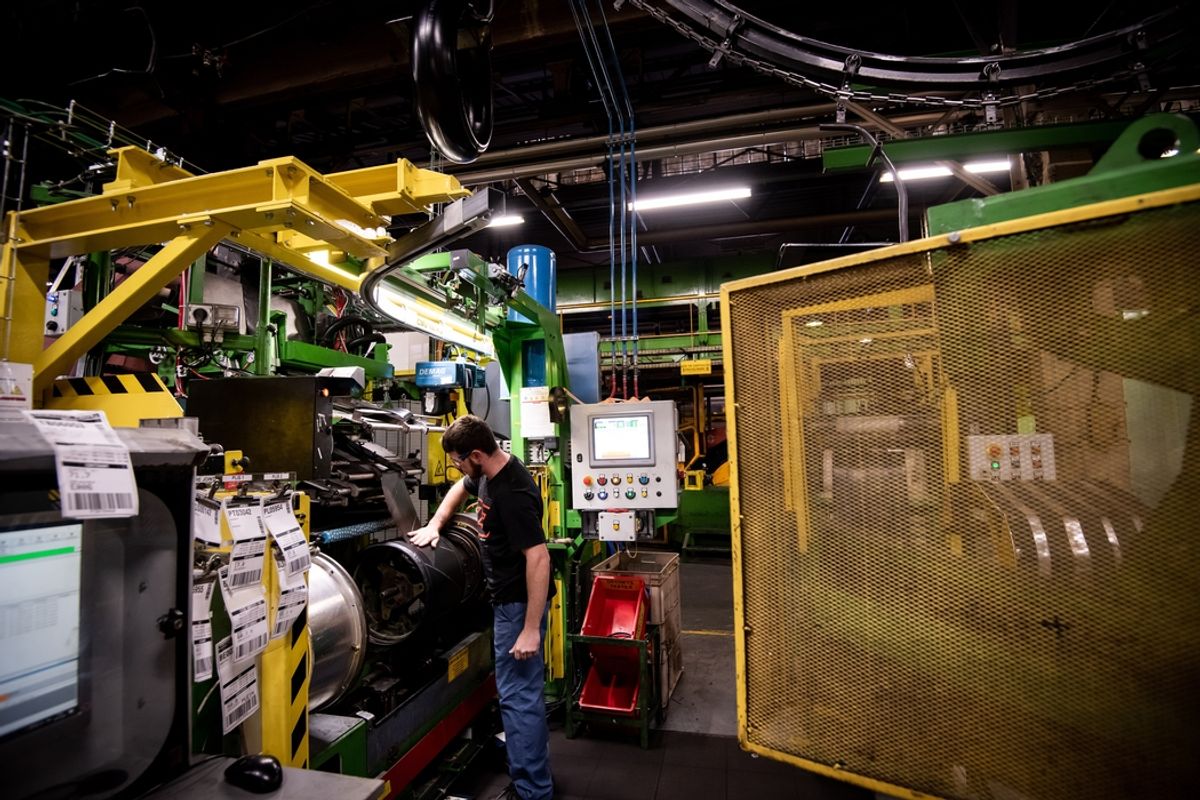 Jean-Paul Perrin poursuit son exploration de l'histoire de Montluçon ...
