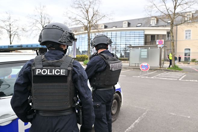 La place de la Pyrotechnie totalement bouclée pour un exercice attentat ...