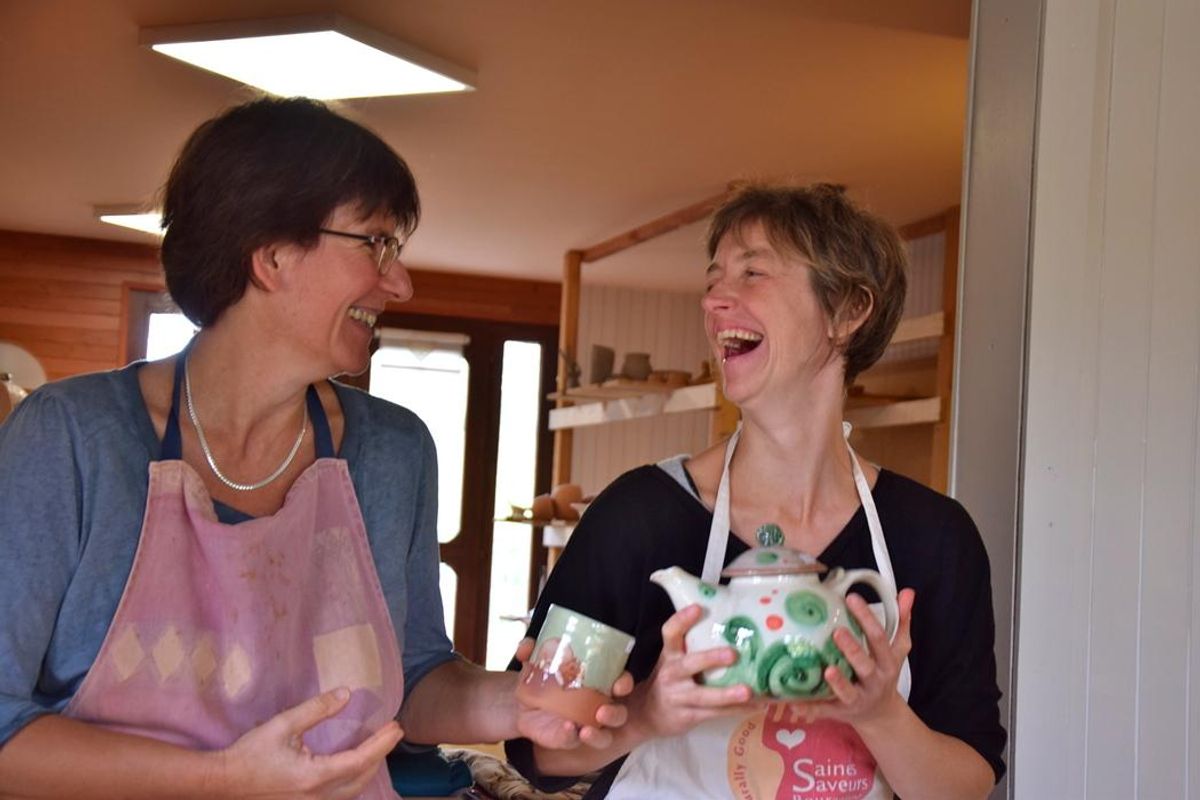 TONNERRE. Face au port, Vanessa Rousseau et son ancienne élève rouvrent ...