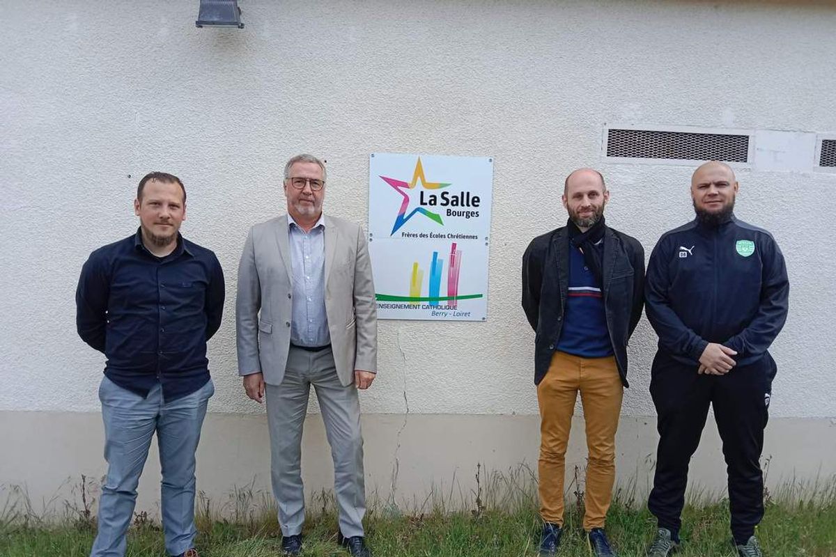 bourges-le-groupe-scolaire-saint-jean-baptiste-de-la-salle-proposera
