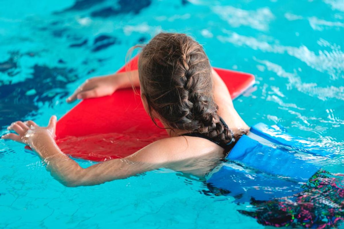 Une fillette de 4 ans sauvée de la noyade dans une piscine, à Ivry-la-Bataille - L’Écho Républicain