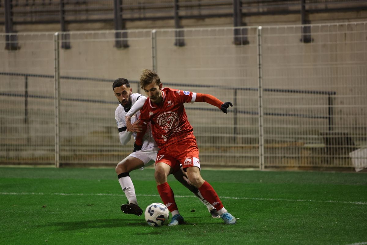 Titulaire et buteur face à La Roche-sur-Yon, Killian Sanson a fait l ...