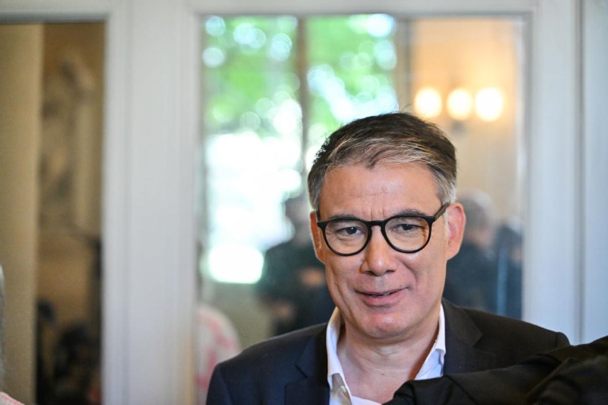 "Nous nous dirigeons tout droit vers la censure" : Olivier Faure (PS ...
