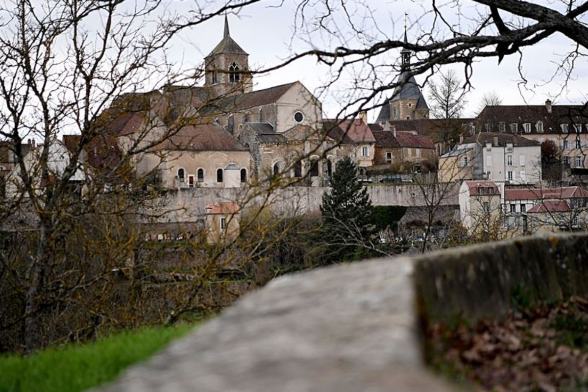 Épinglée par la Chambre régionale des comptes, la commune d'Avallon ...