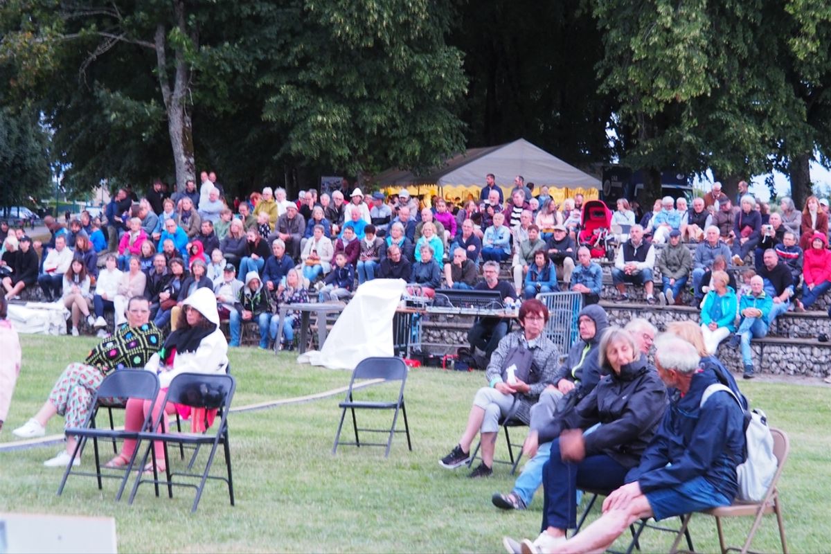 DECIZE. Pour Daniel Perrin, président de Festiv'Halles à Decize, "cette ...