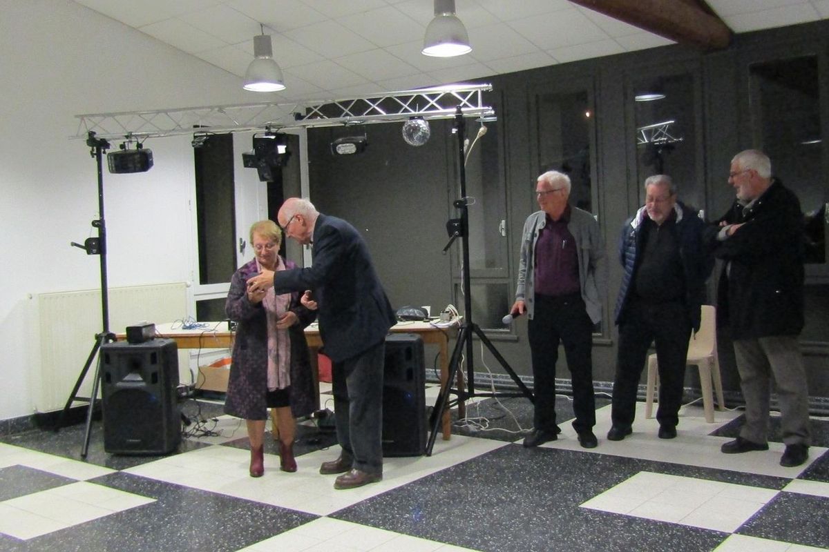 Des dirigeants du CS Volvic médaillés - La Montagne