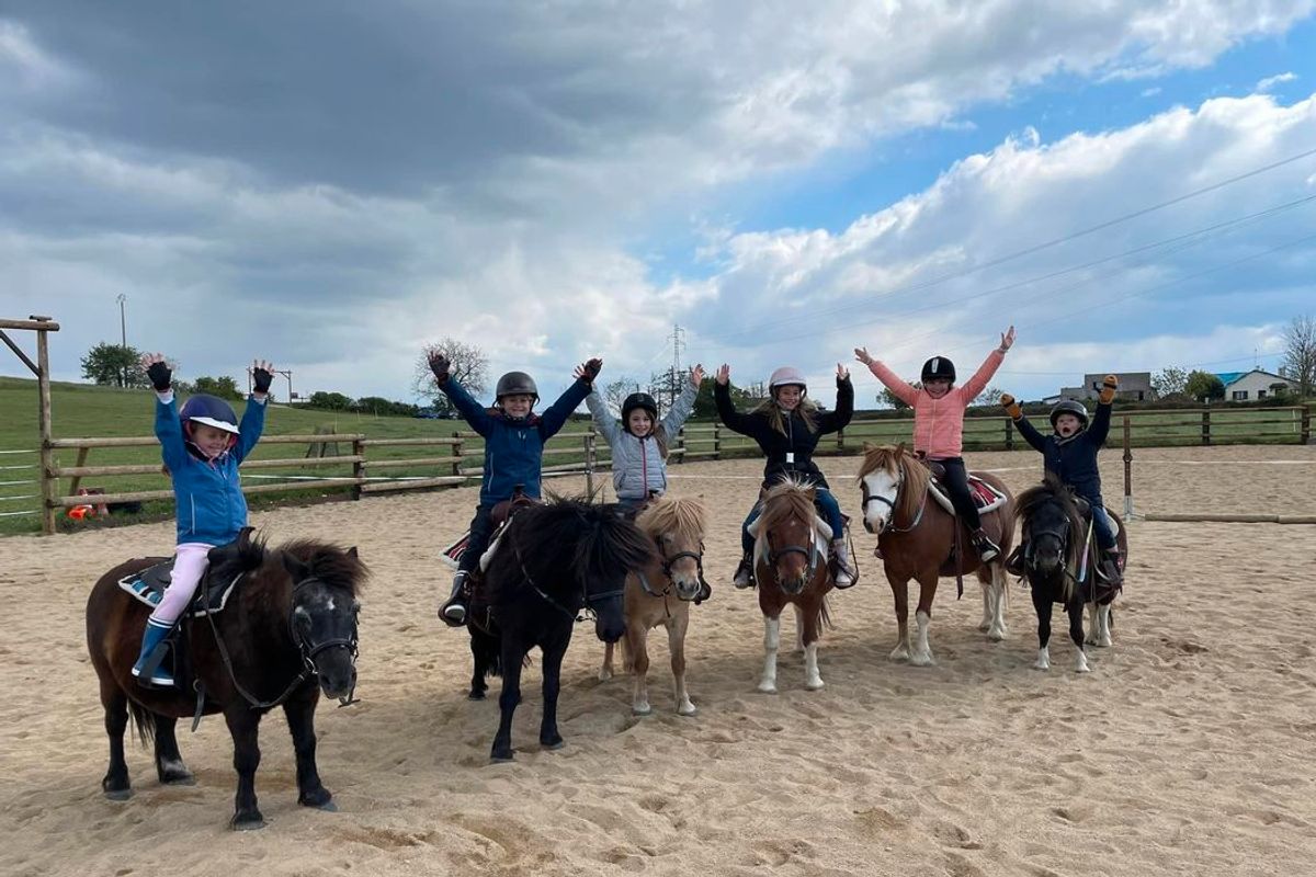 SAINT GERMAIN DES FOSSES. Rocking ranch, nouvel établissement d ...
