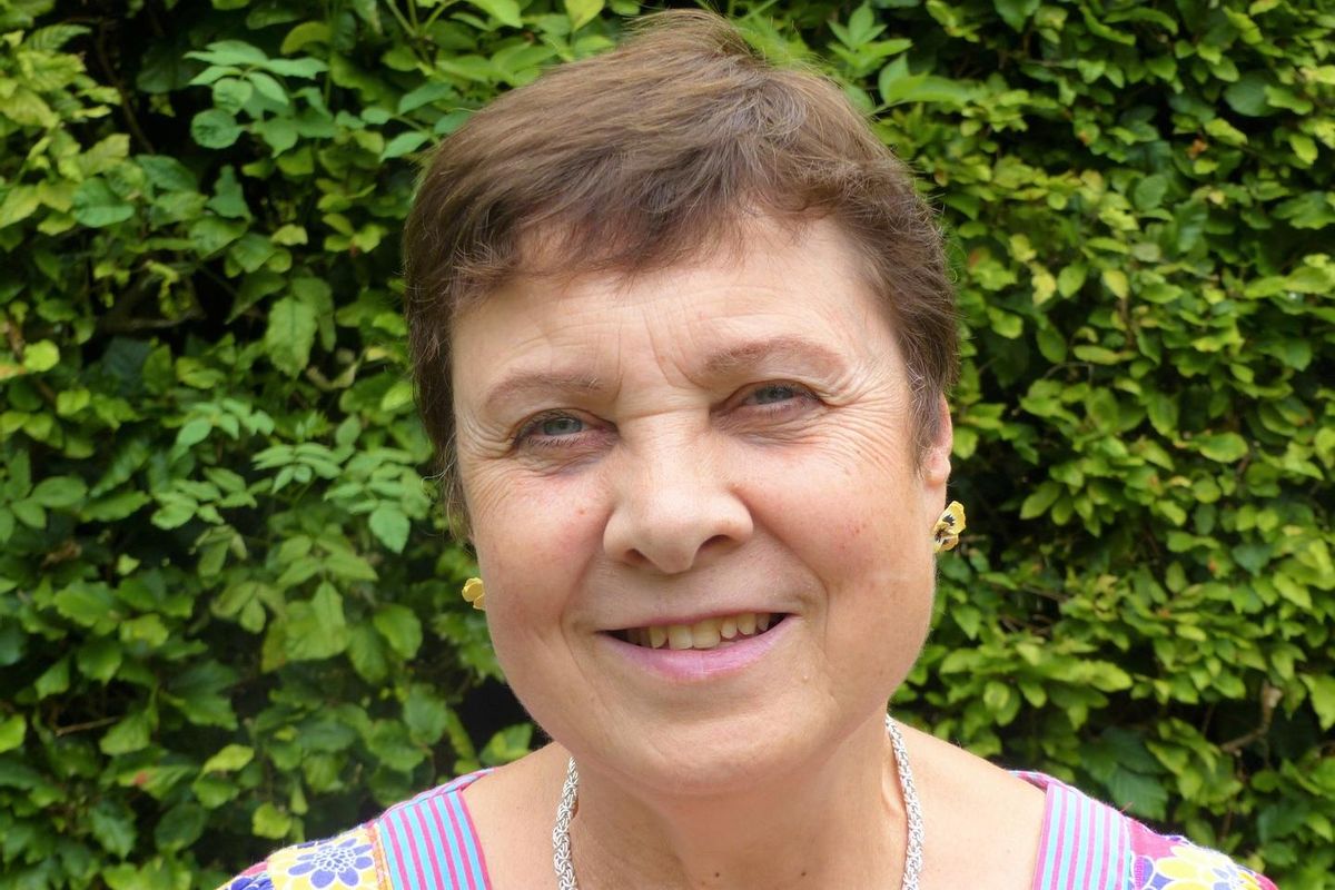 Universitaire londonienne, Jean Braybrook s’est passionnée pour l’œuvre ...