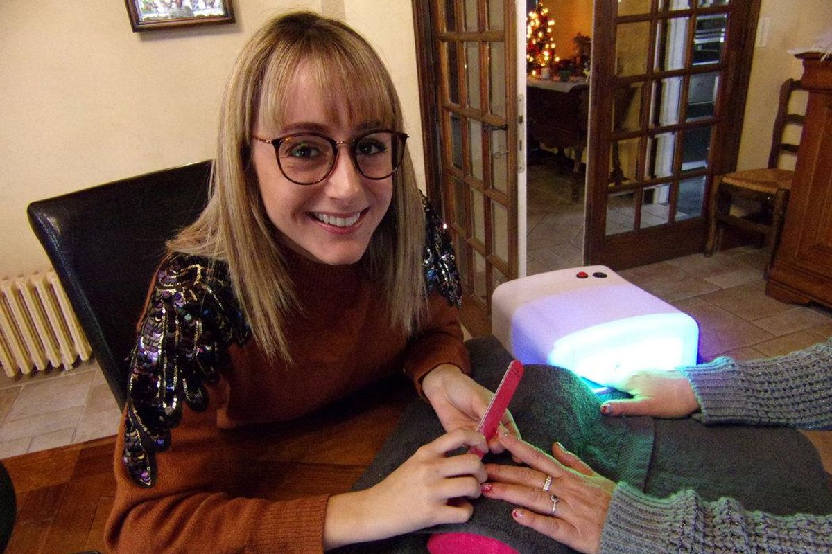 MOULINS ENGILBERT. Laura Charon a créé son salon d'esthétique à ...