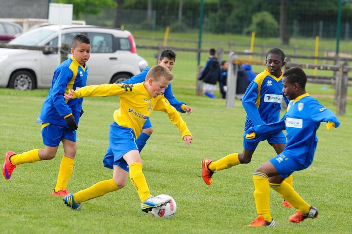 Nevers Foot, un club encore en vie grâce à la mobilisation des ...