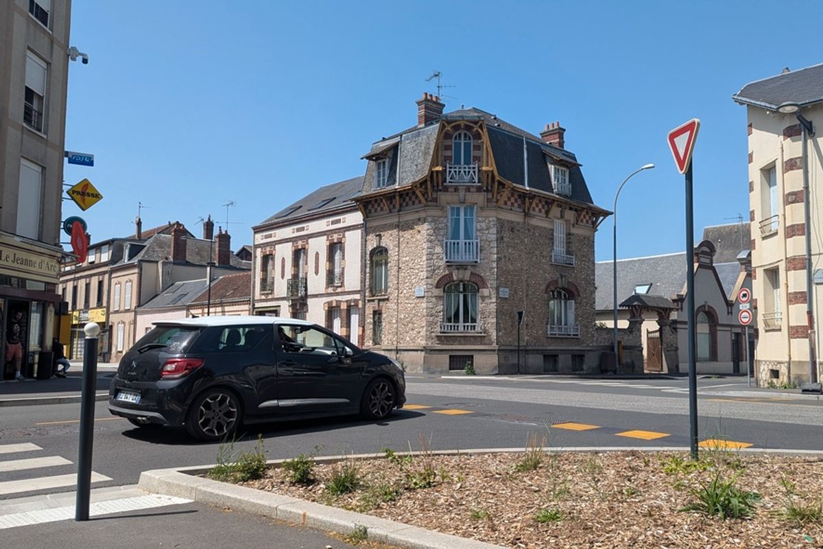 Chartres : La rue Patton à double sens jusqu’au 15 juin (et la rue du ...