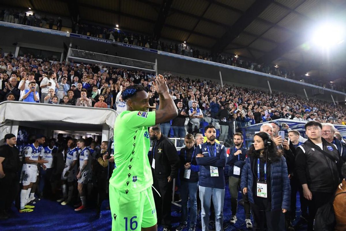 AJA-Red Star : plus qu’un amical, une fête pour les supporters - L ...