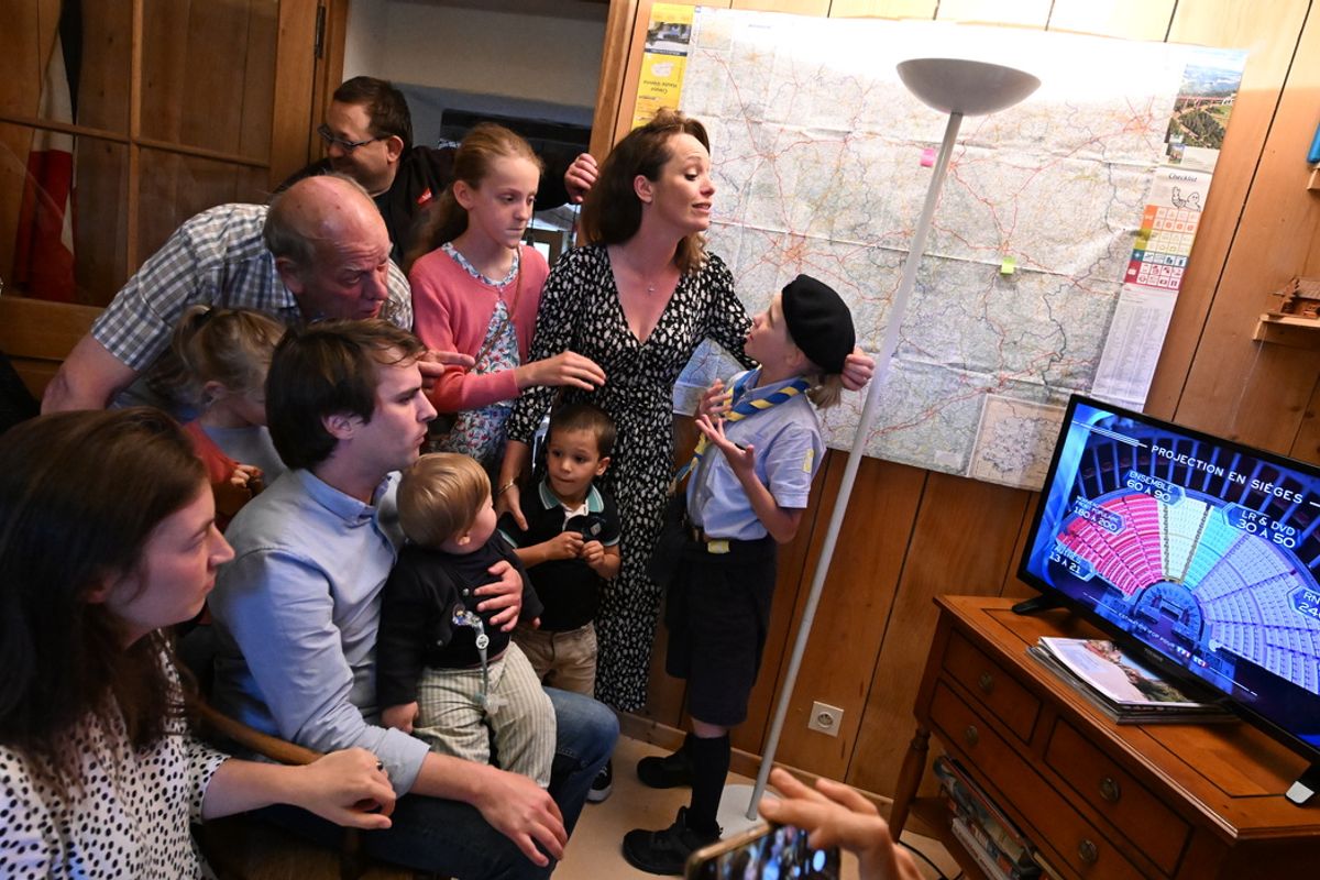 Législatives : Bartolomé Lenoir devance Catherine Couturier et Valérie ...