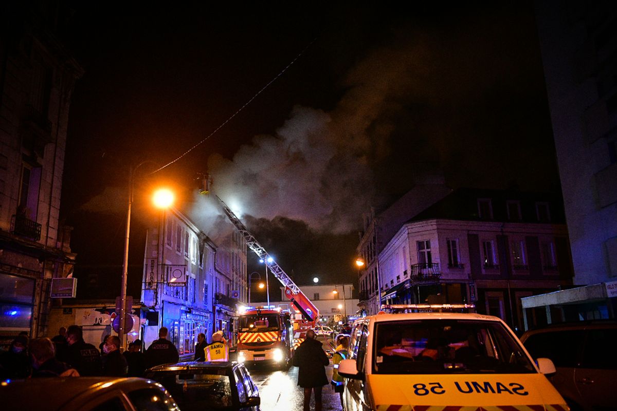 Incendie près de la gare à Nevers : un homme se jette du deuxième étage ...
